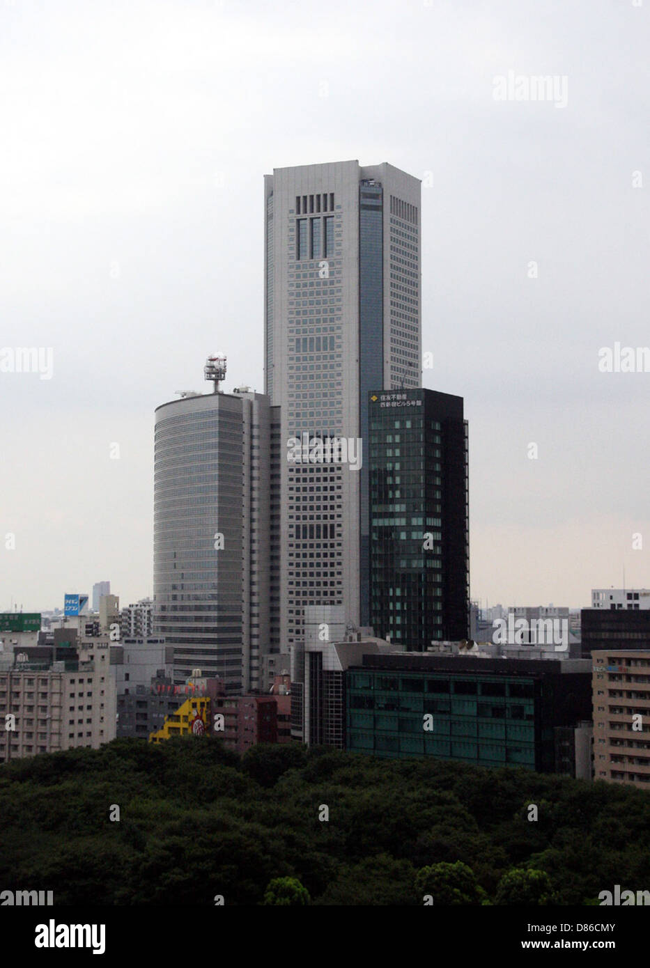 Tokyo Opera City Tower 2008 Stock Photo - Alamy