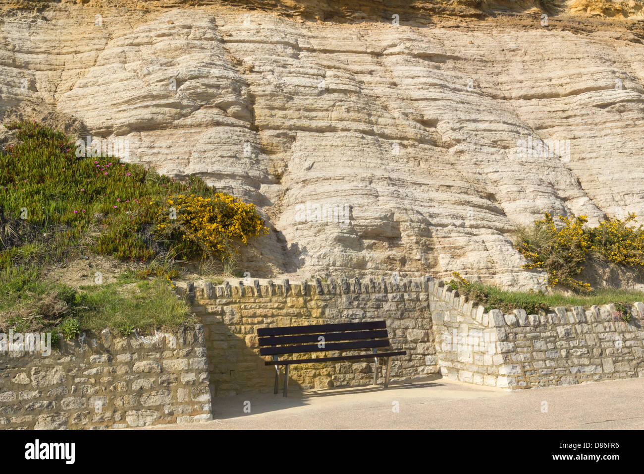 Bournemouth cliffs hi-res stock photography and images - Alamy