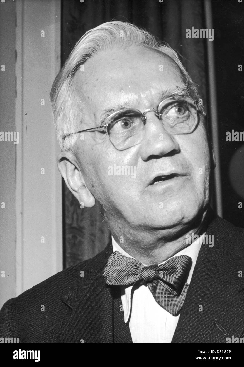 Alexander Fleming 1881 1955 High Resolution Stock Photography and ...