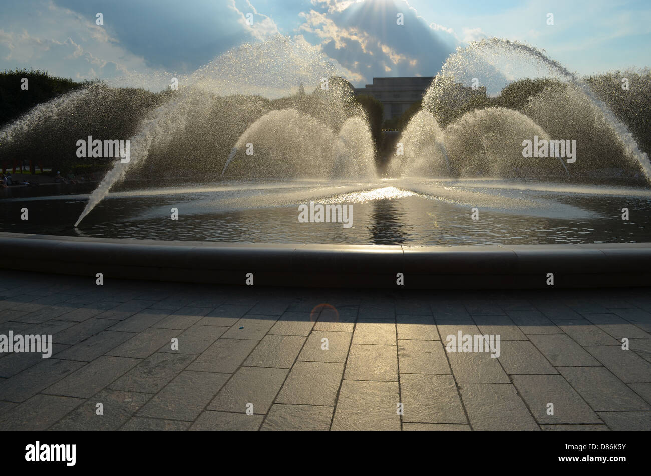 Water fountain photo trees hi-res stock photography and images - Alamy