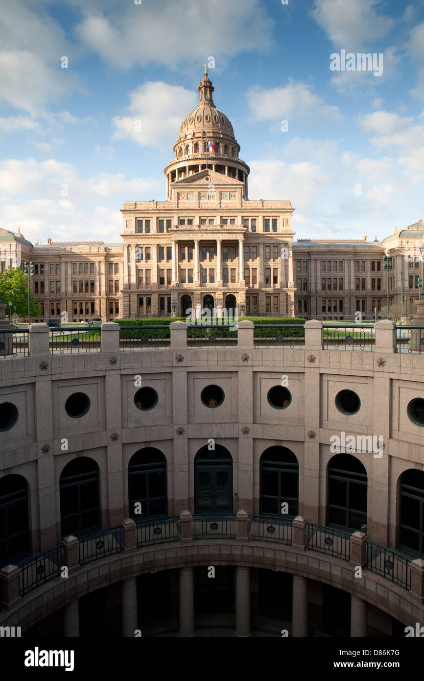 A view of the Texas State Capitol in Austin Stock Photo - Alamy