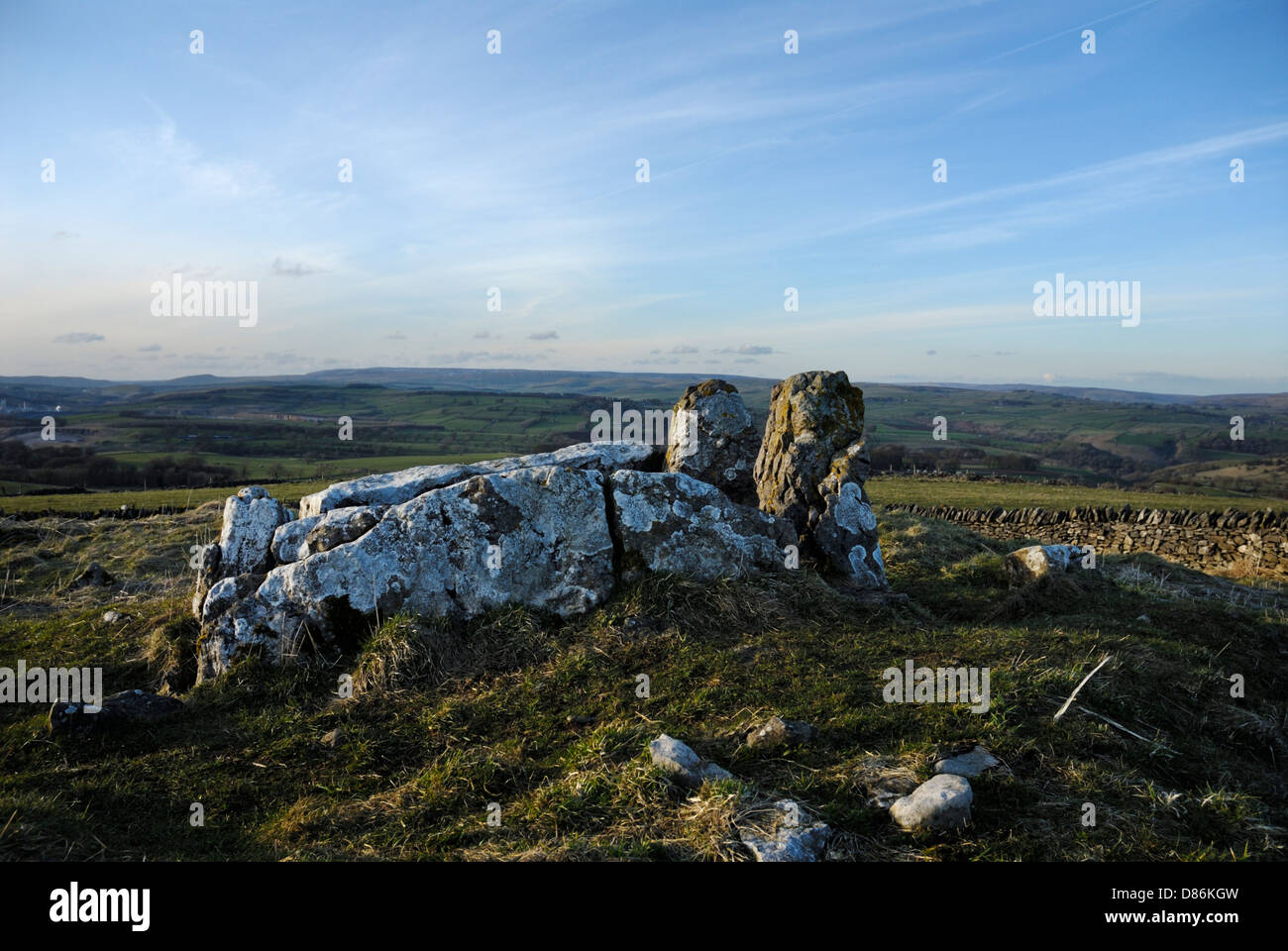 Five wells chambered cairn, Neolithic Circular burial mound with ...