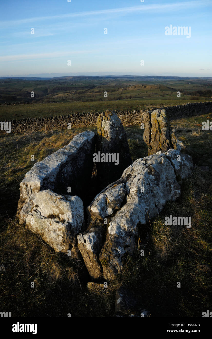 Five wells chambered cairn, Neolithic Circular burial mound with ...