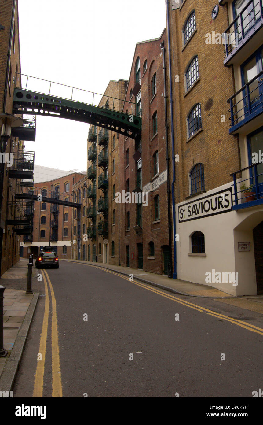 Warehouse conversions in Bermondsey, London, England Stock Photo - Alamy
