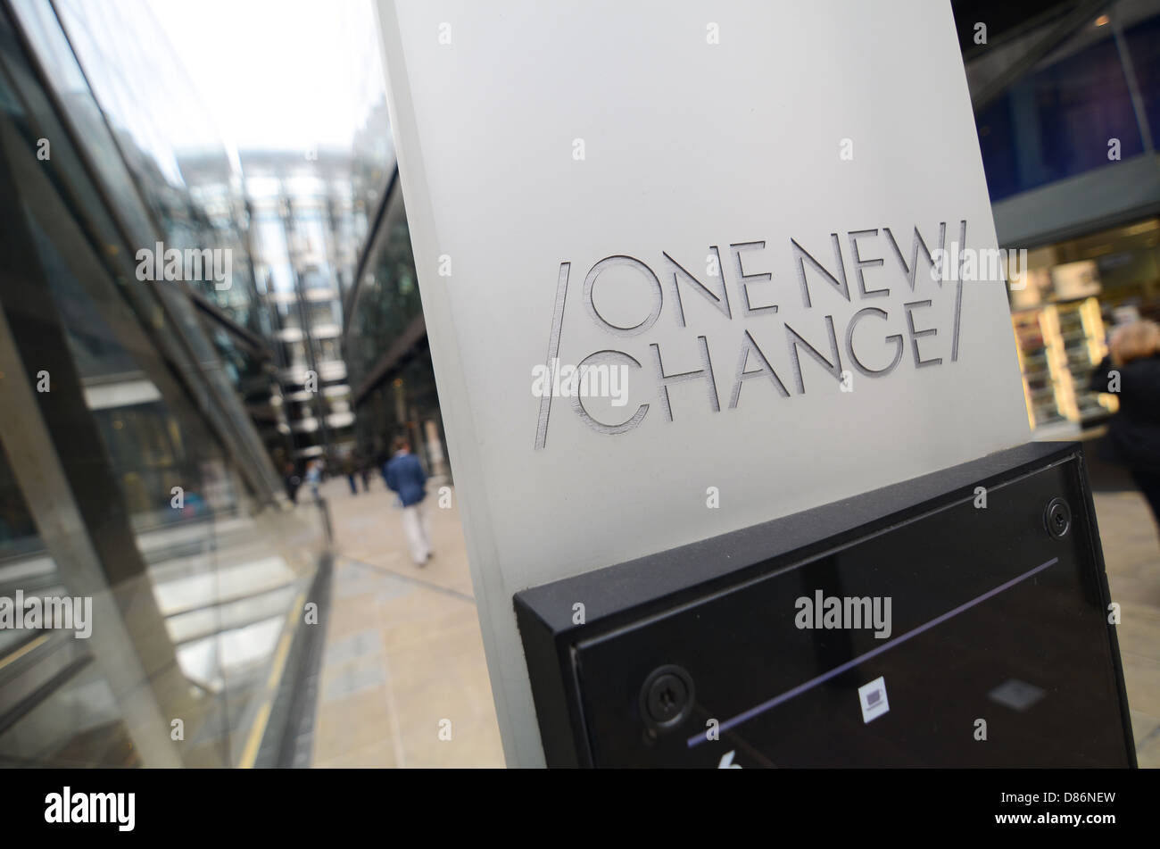 London new change hi-res stock photography and images - Alamy