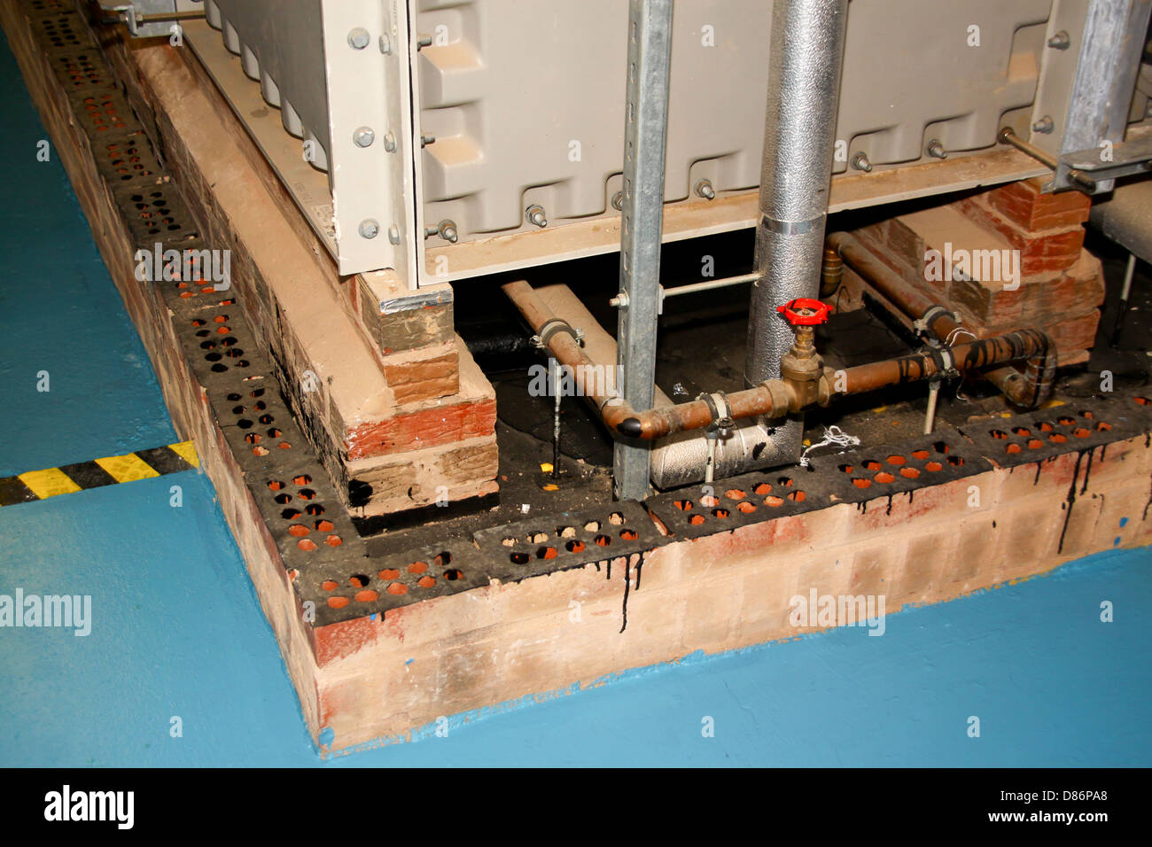 Tank bund hi-res stock photography and images - Alamy