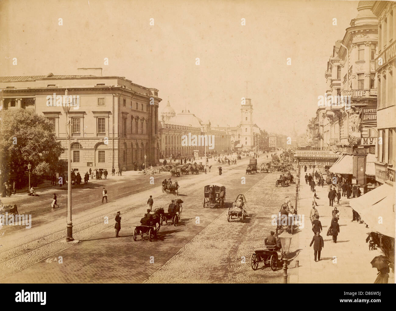 St Petersburg, Russia - Street scene Stock Photo - Alamy