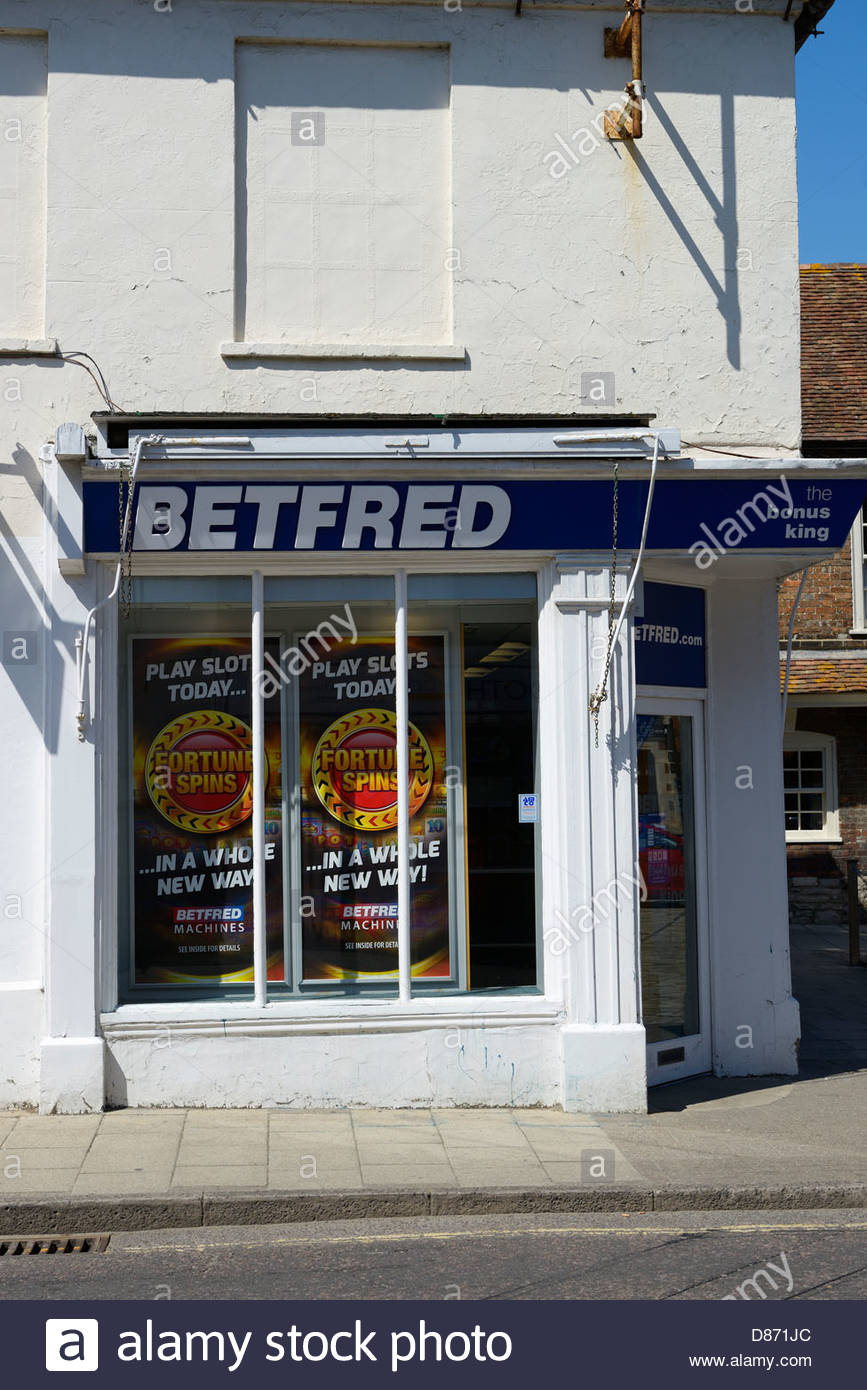 Betting Shops And High Street Stock Photos & Betting Shops And High ...