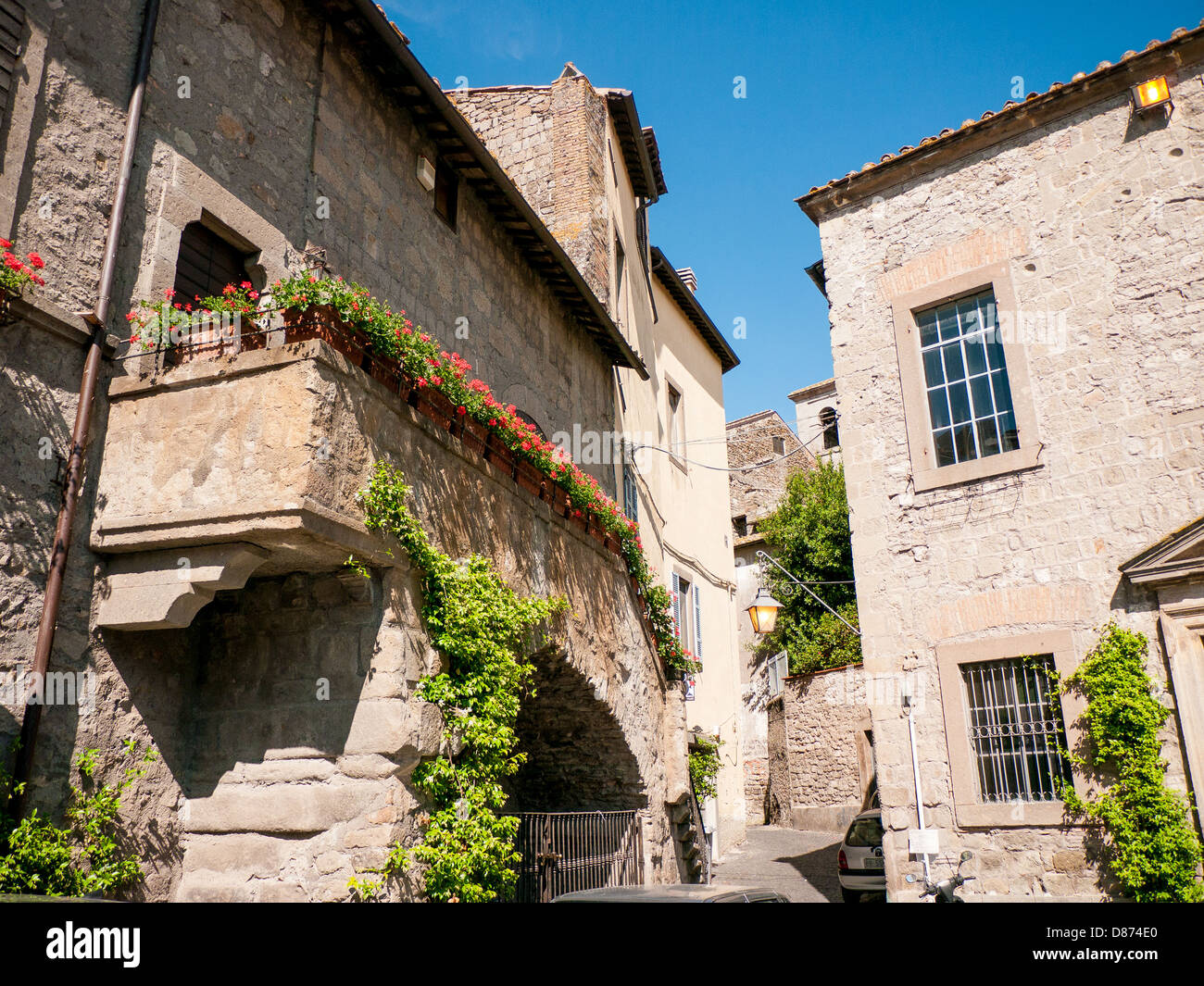Viterbo italy medieval hi-res stock photography and images - Alamy