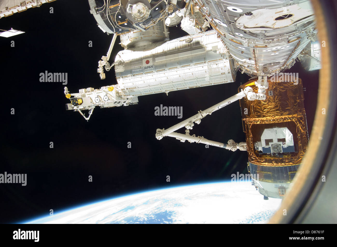 HTV-1 preparation for release.jpg Stock Photo - Alamy