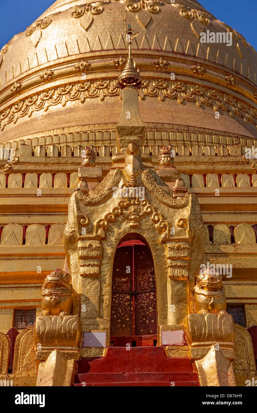 The Shwezigon Pagoda Stock Photo - Alamy