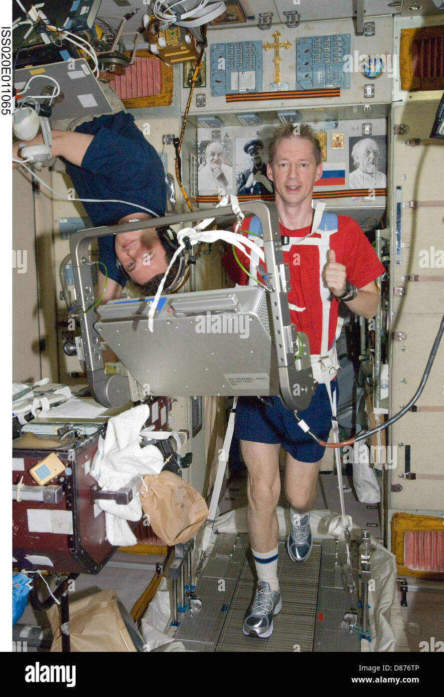 Observation orbit hi-res stock photography and images - Alamy