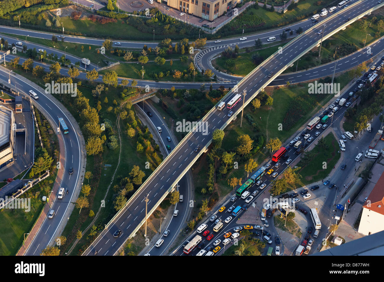 Istanbul streets hi-res stock photography and images - Alamy