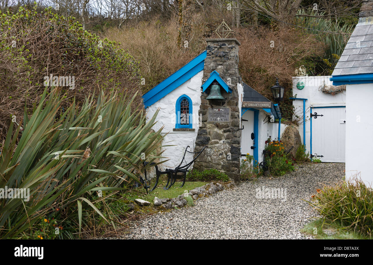 Smallest church in ireland hi-res stock photography and images - Alamy