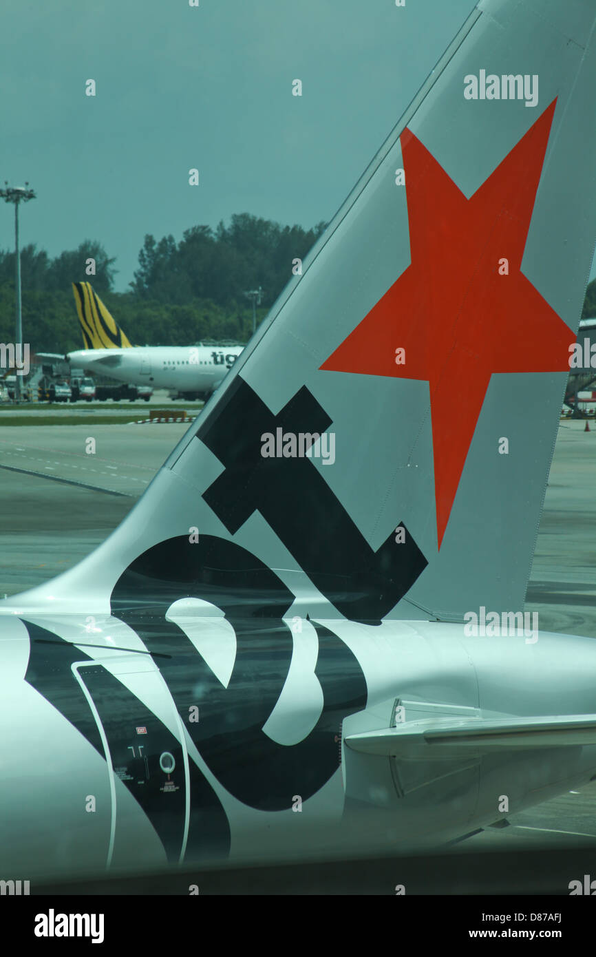 Plane livery hi-res stock photography and images - Alamy