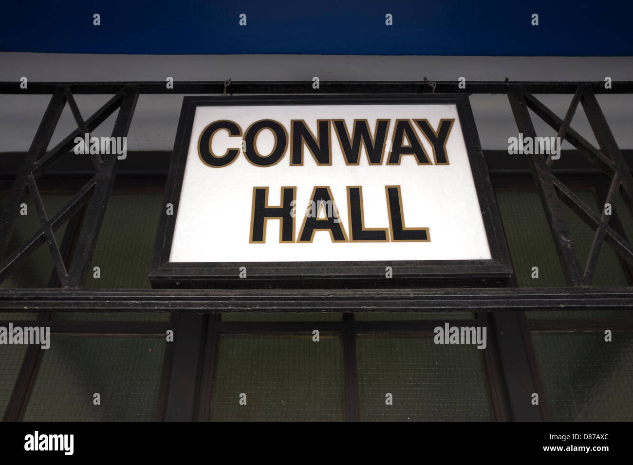 Conway Hall London High Resolution Stock Photography and Images - Alamy