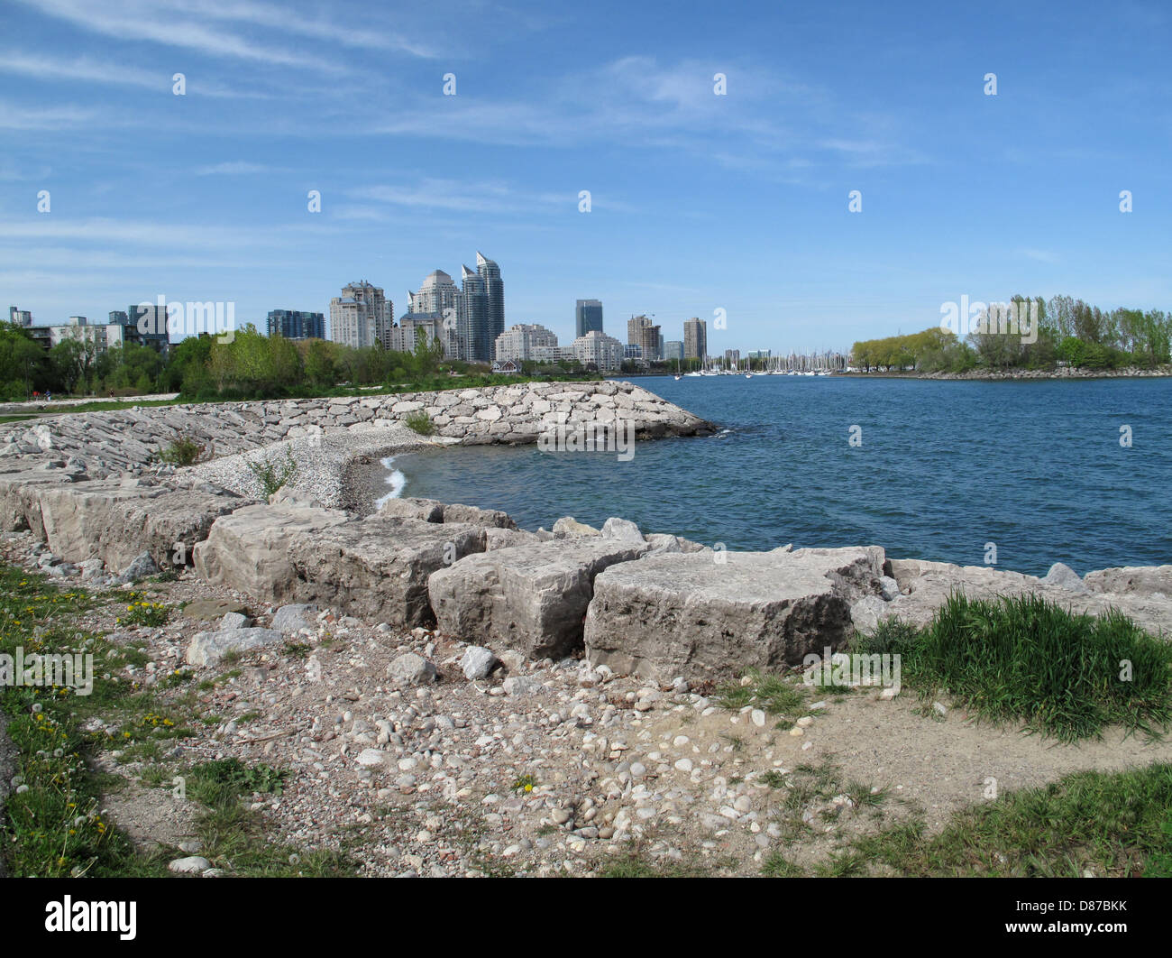 Lake ontario shoreline toronto hi-res stock photography and images - Alamy
