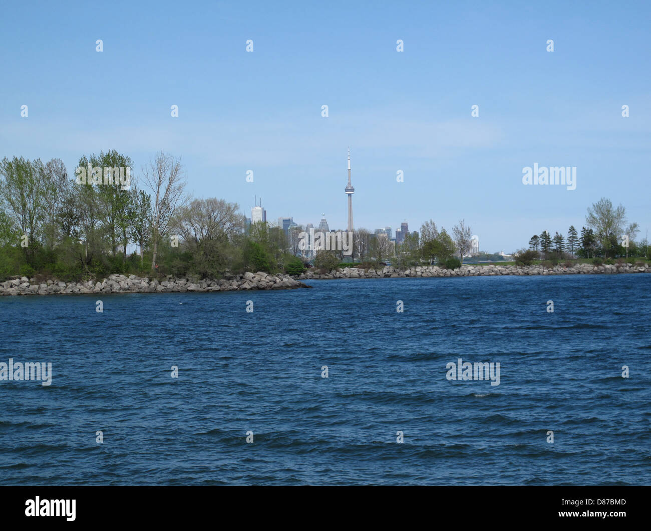 Lake ontario shoreline toronto hi-res stock photography and images - Alamy