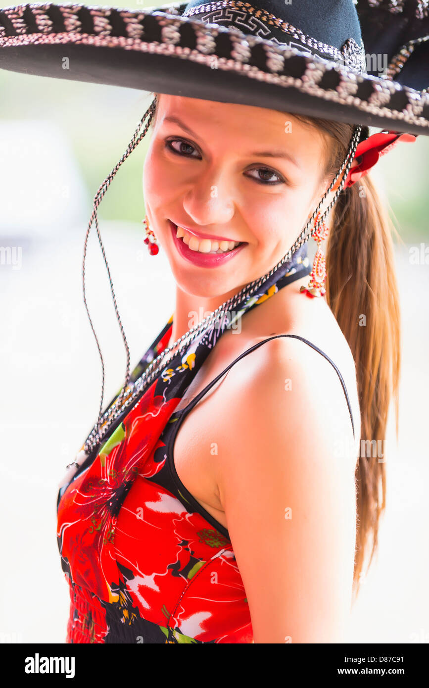 USA, Texas, Young woman smiling, portrait Stock Photo - Alamy