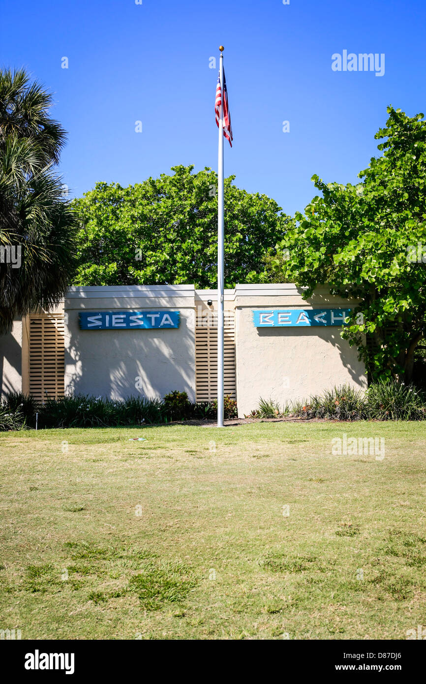 Siesta Key Beach official Sign and welcome center in Florida Stock ...