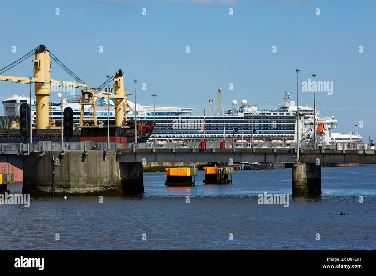 MS Caribbean Princess, Grand Class cruise ship docked in Dublin Port ...