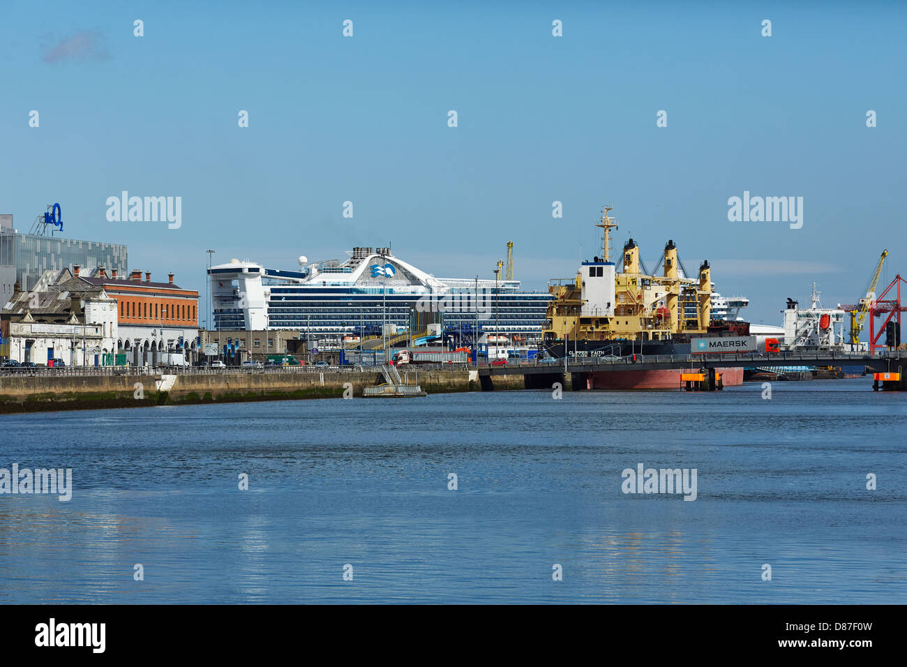 MS Caribbean Princess, Grand Class cruise ship docked in Dublin Port ...