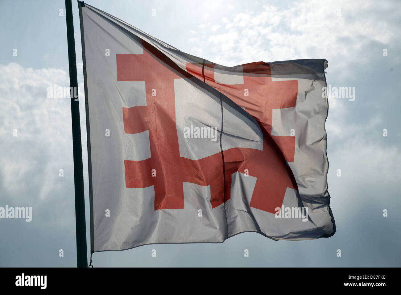English heritage flag hi-res stock photography and images - Alamy