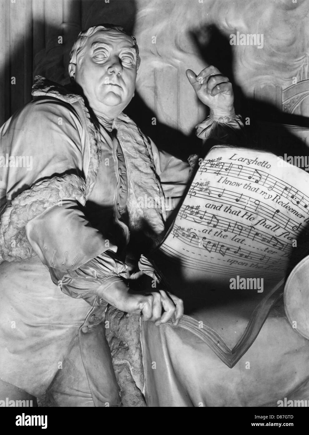 Händel monument hi-res stock photography and images - Alamy