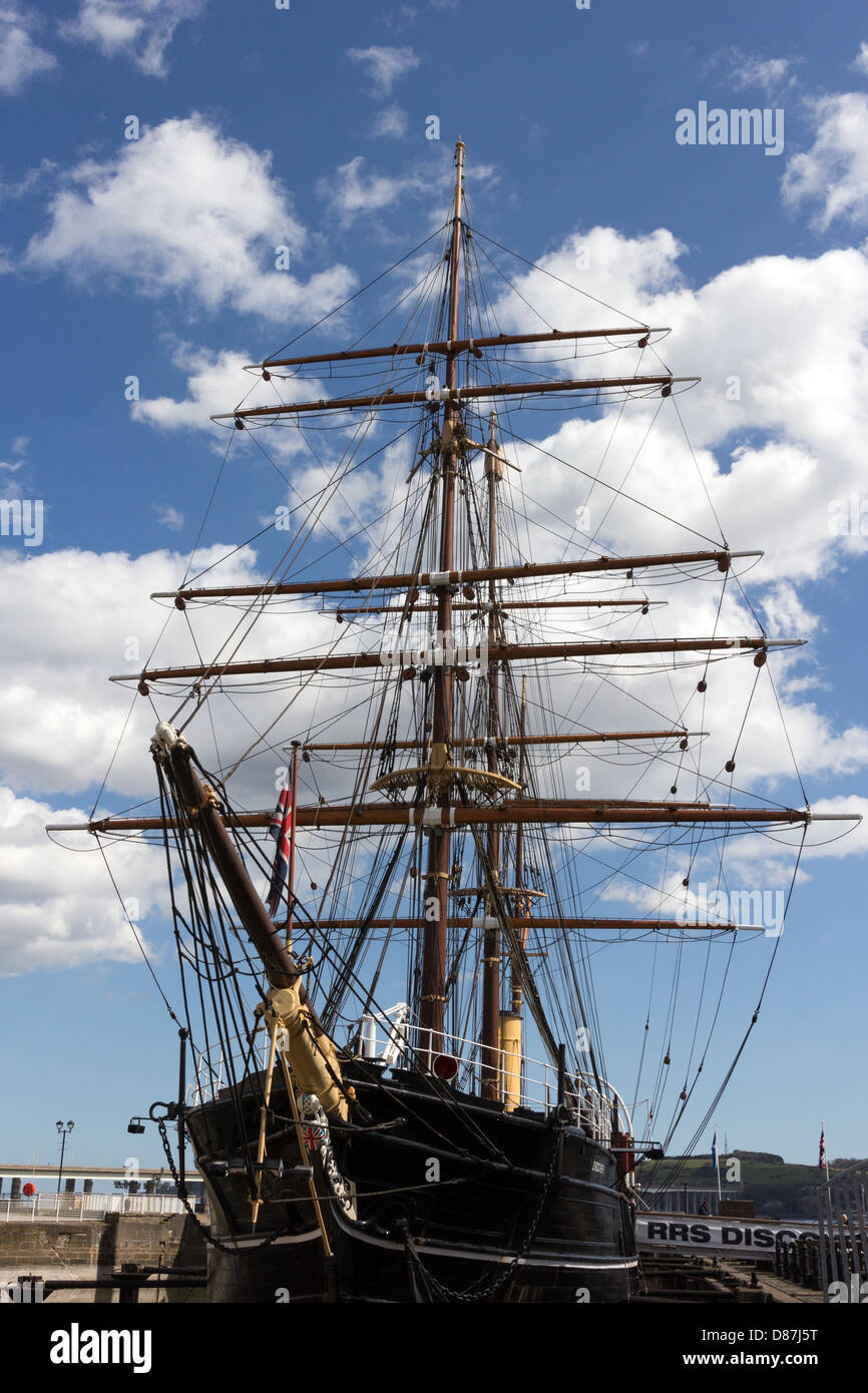 RRS Discovery at "Discovery Point" Dundee Scotland.Polar exploration ...