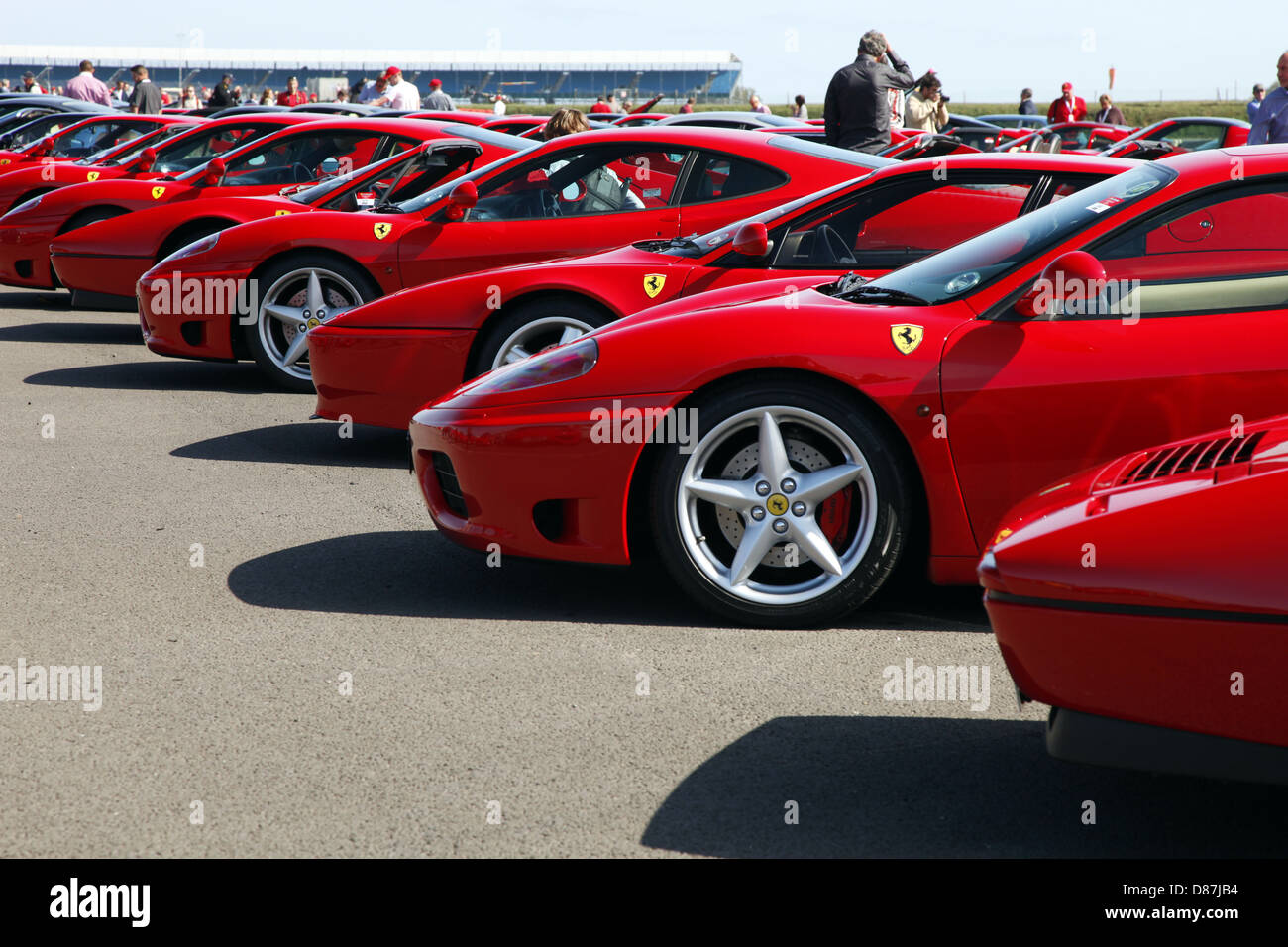 Red ferrari cars hi-res stock photography and images - Alamy