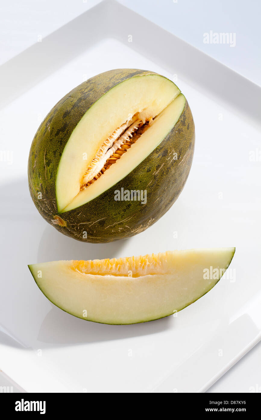 Melon in tray hi-res stock photography and images - Alamy