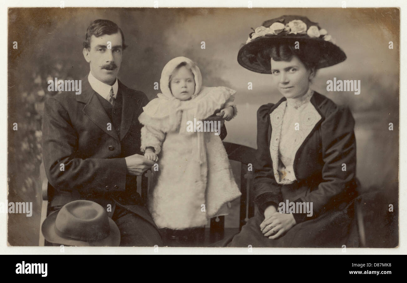 FATHER, MOTHER, CHILD Stock Photo - Alamy