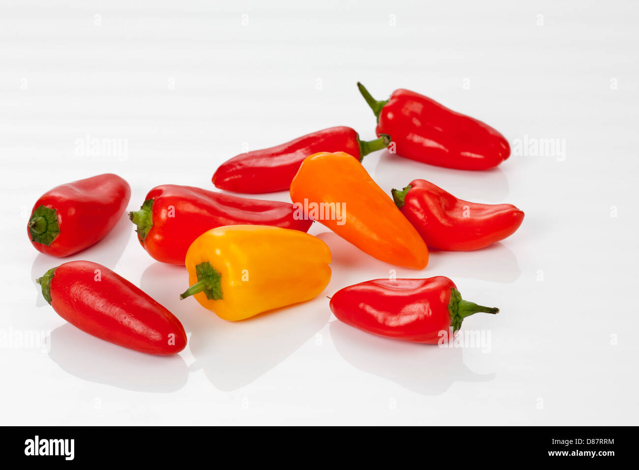 Red and orange sweet paprika, close up Stock Photo - Alamy