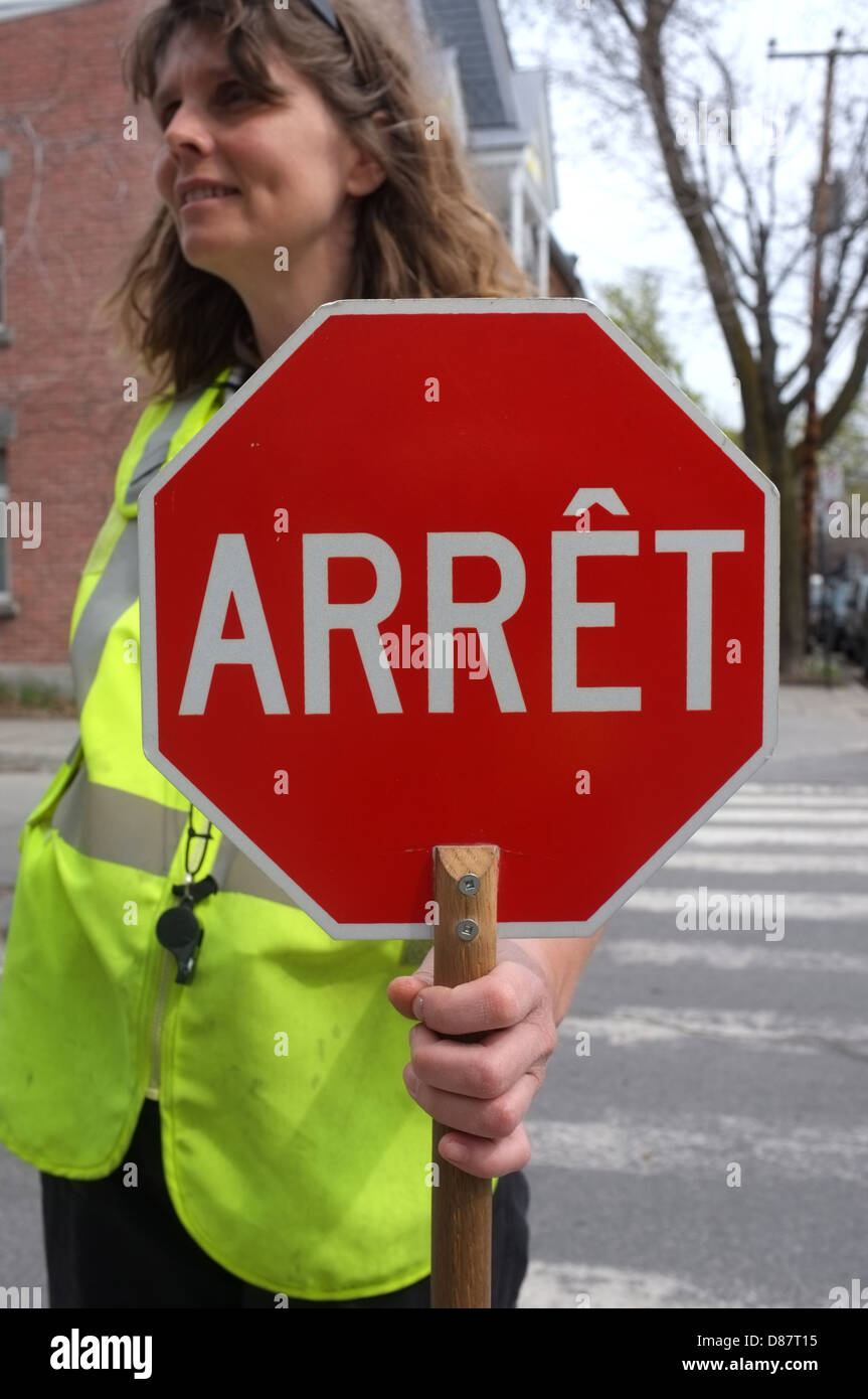 School crossing guard hi-res stock photography and images - Alamy