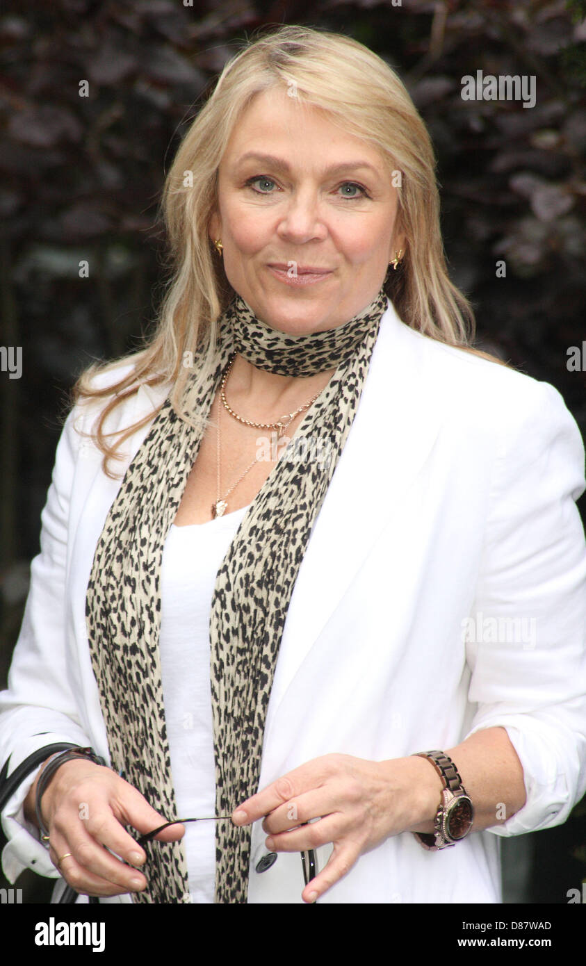 Chelsea, London, UK. May 20th 2013. Helen Fielding at the RHS Chelsea ...