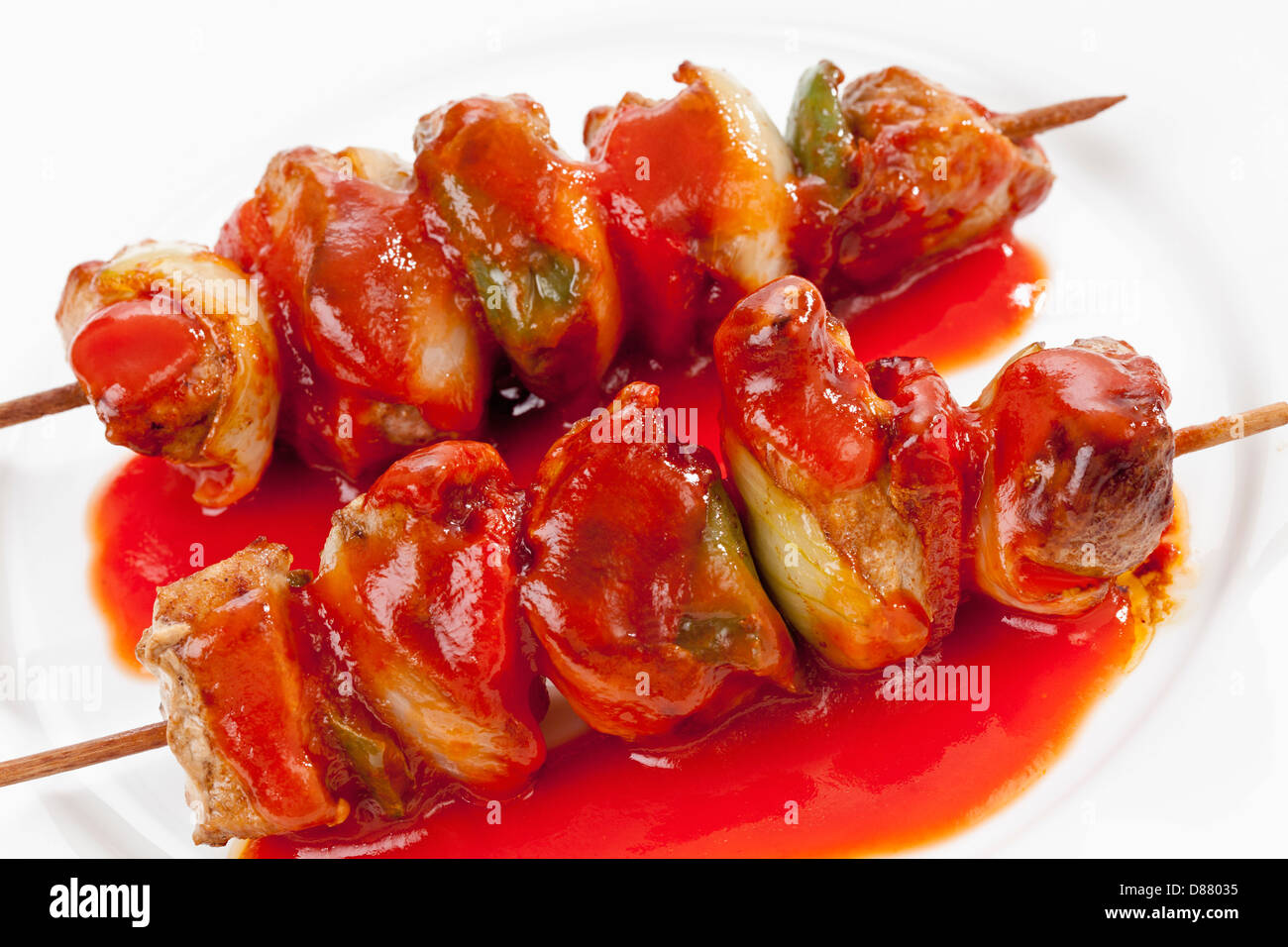 Shashlik skewers with sauce hi-res stock photography and images - Alamy