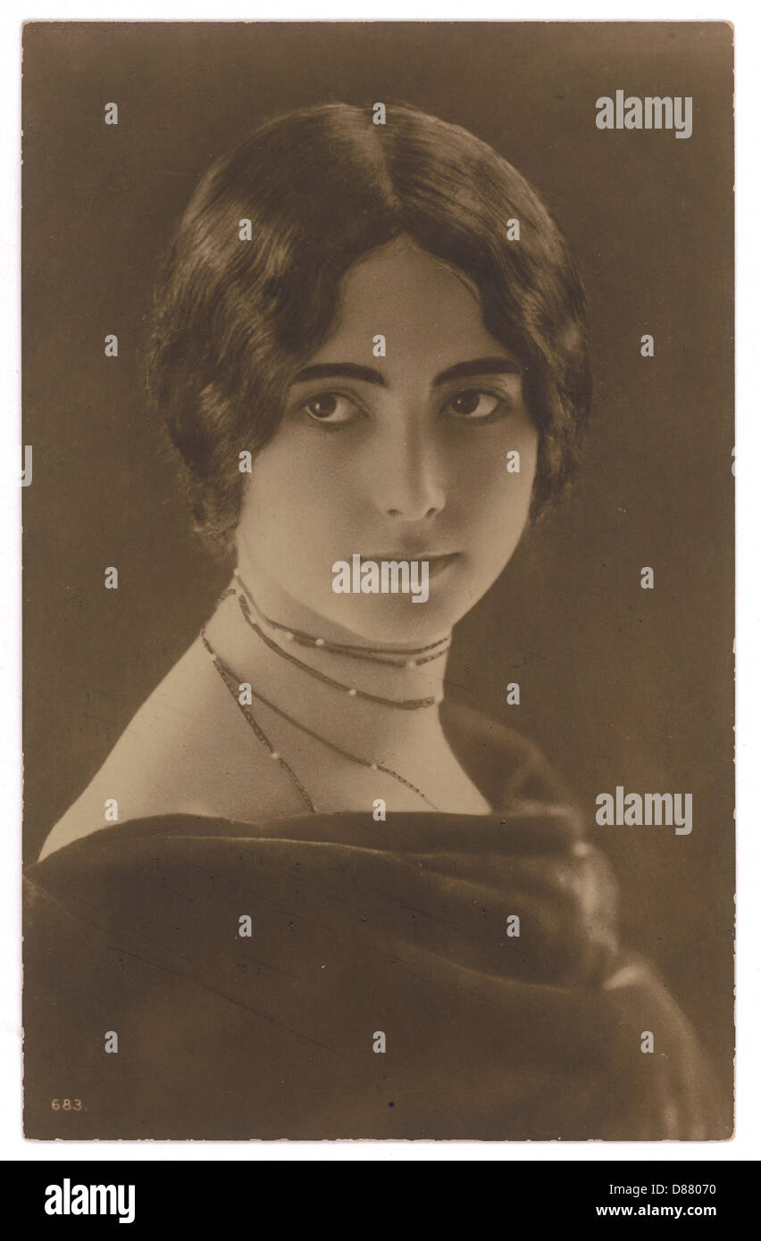 Cleo De Merode Stock Photo - Alamy