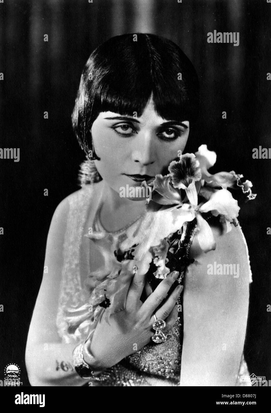 Pola negri pola negri pola hi-res stock photography and images - Alamy
