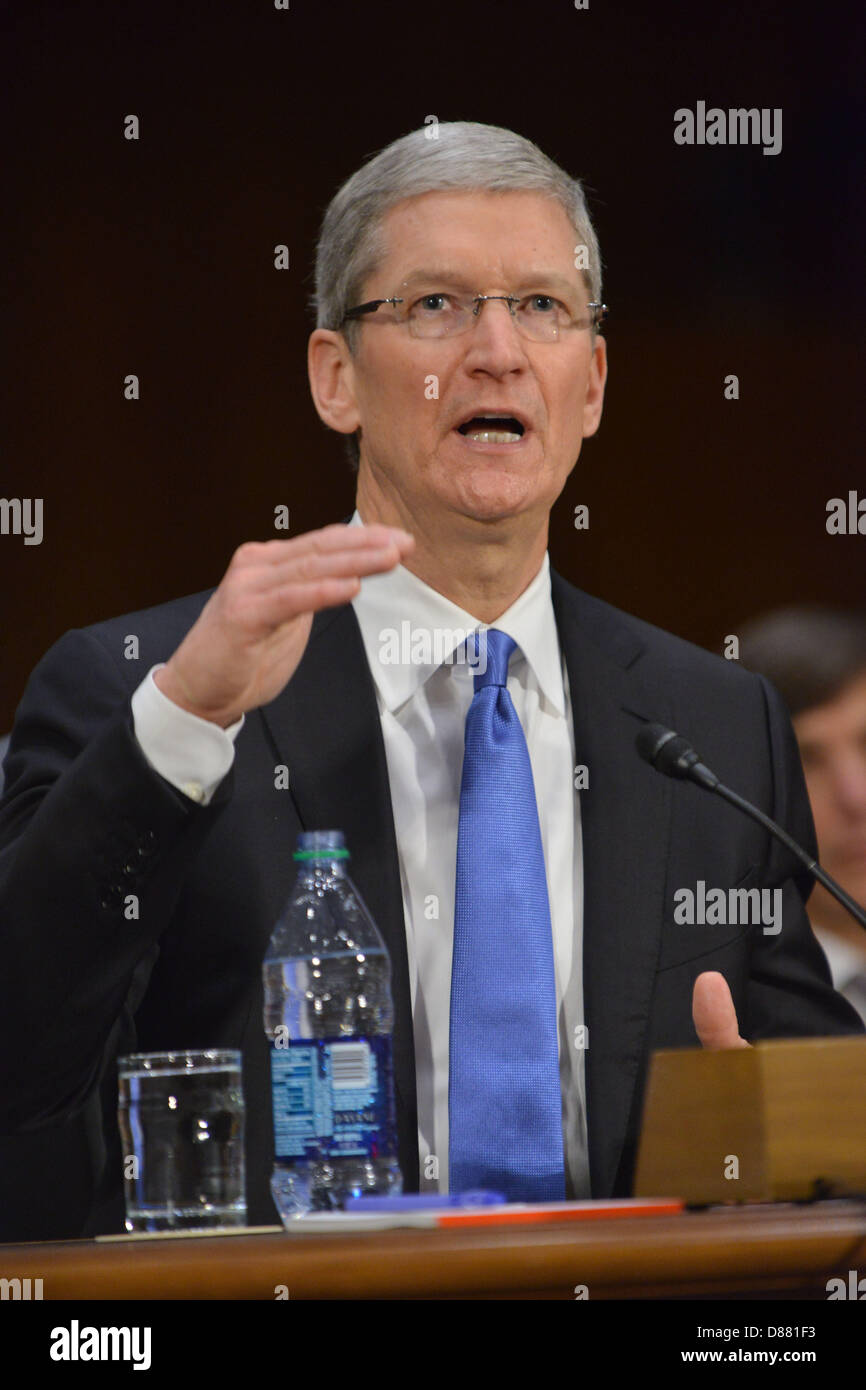 May 21, 2013 - Washington, DC, U.S. - TIMOTHY D. COOK, chief executive ...
