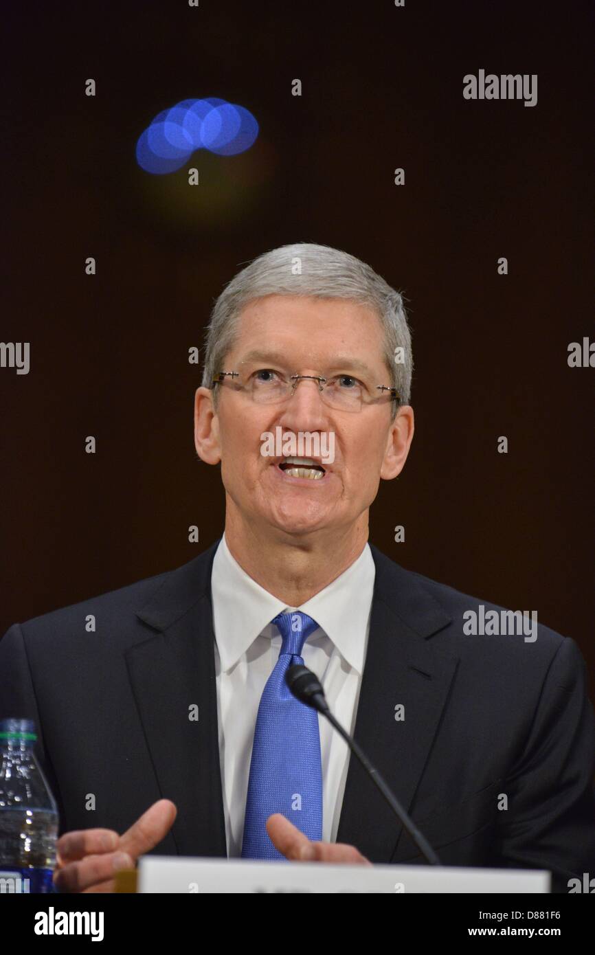 May 21, 2013 - Washington, DC, U.S. - TIMOTHY D. COOK, chief executive ...