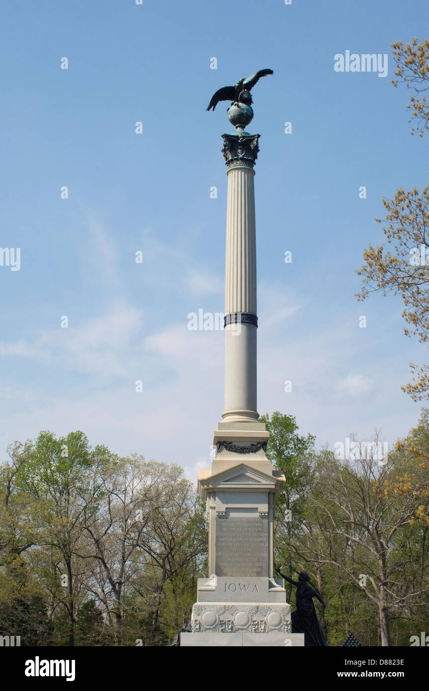 Monument to Iowa troops near Pittsburg Landing, Shiloh National ...