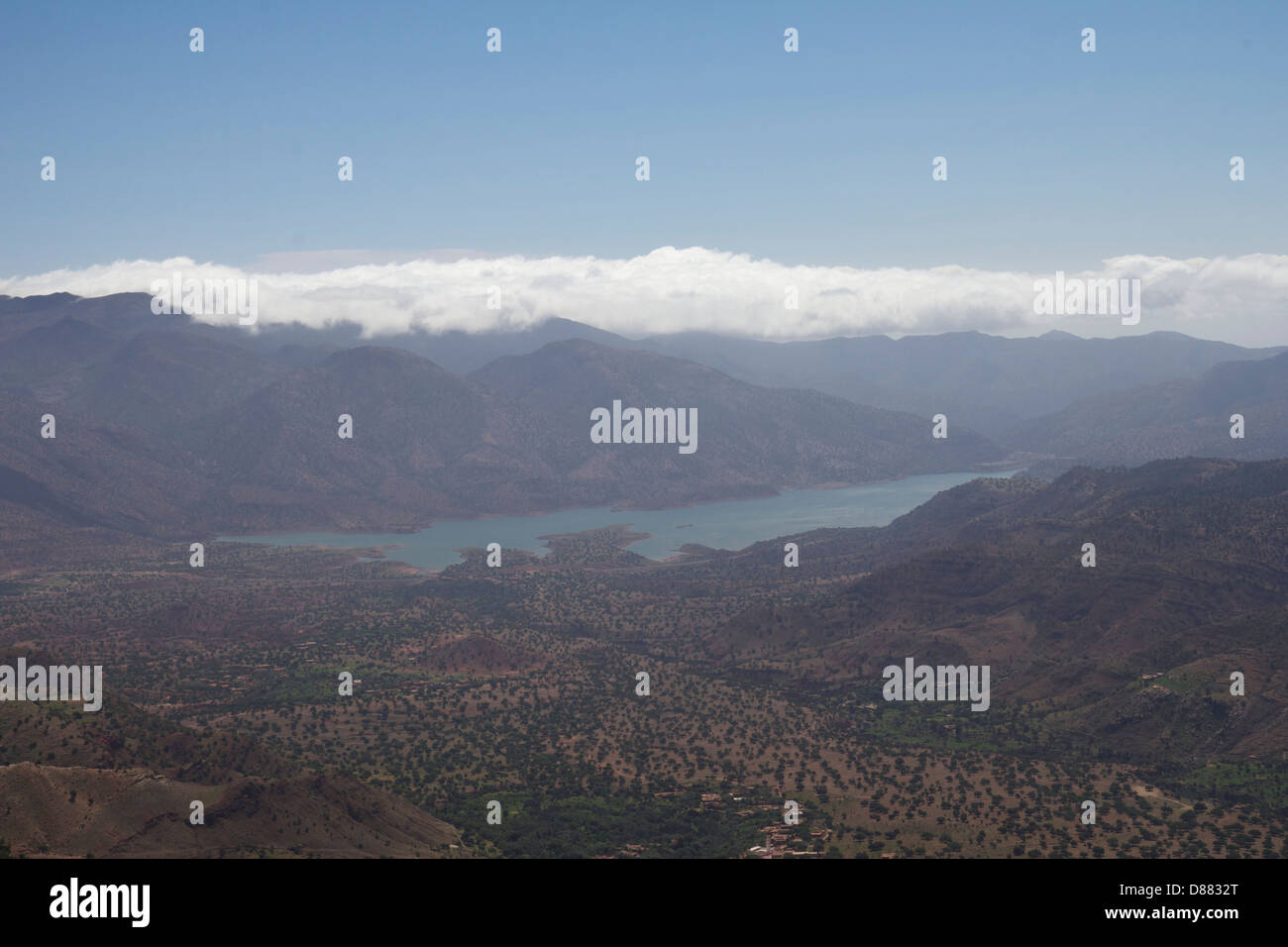 Atlas mountain lake Stock Photo - Alamy