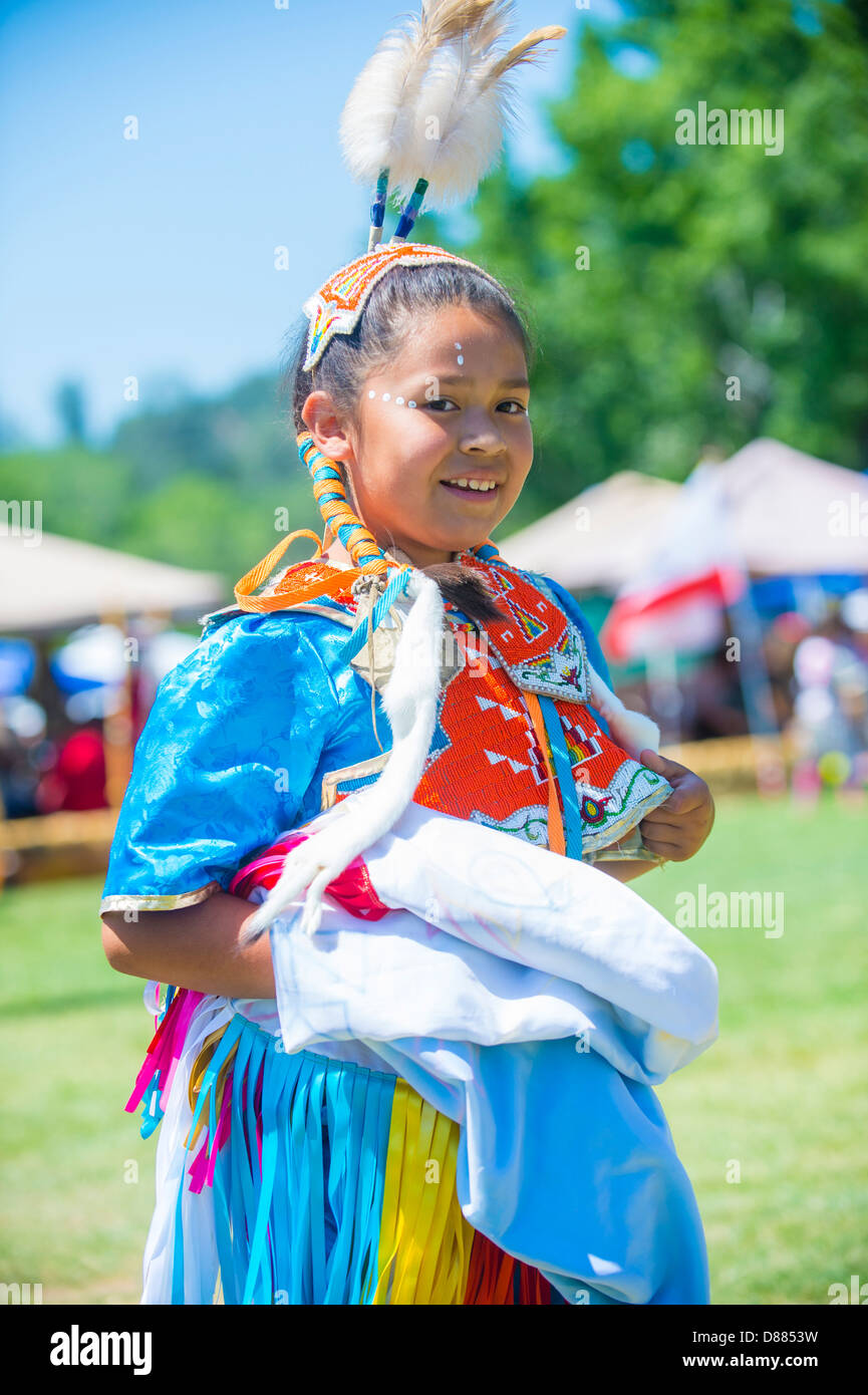 An unidentified Native Indian woman takes part at the Mariposa 20th ...