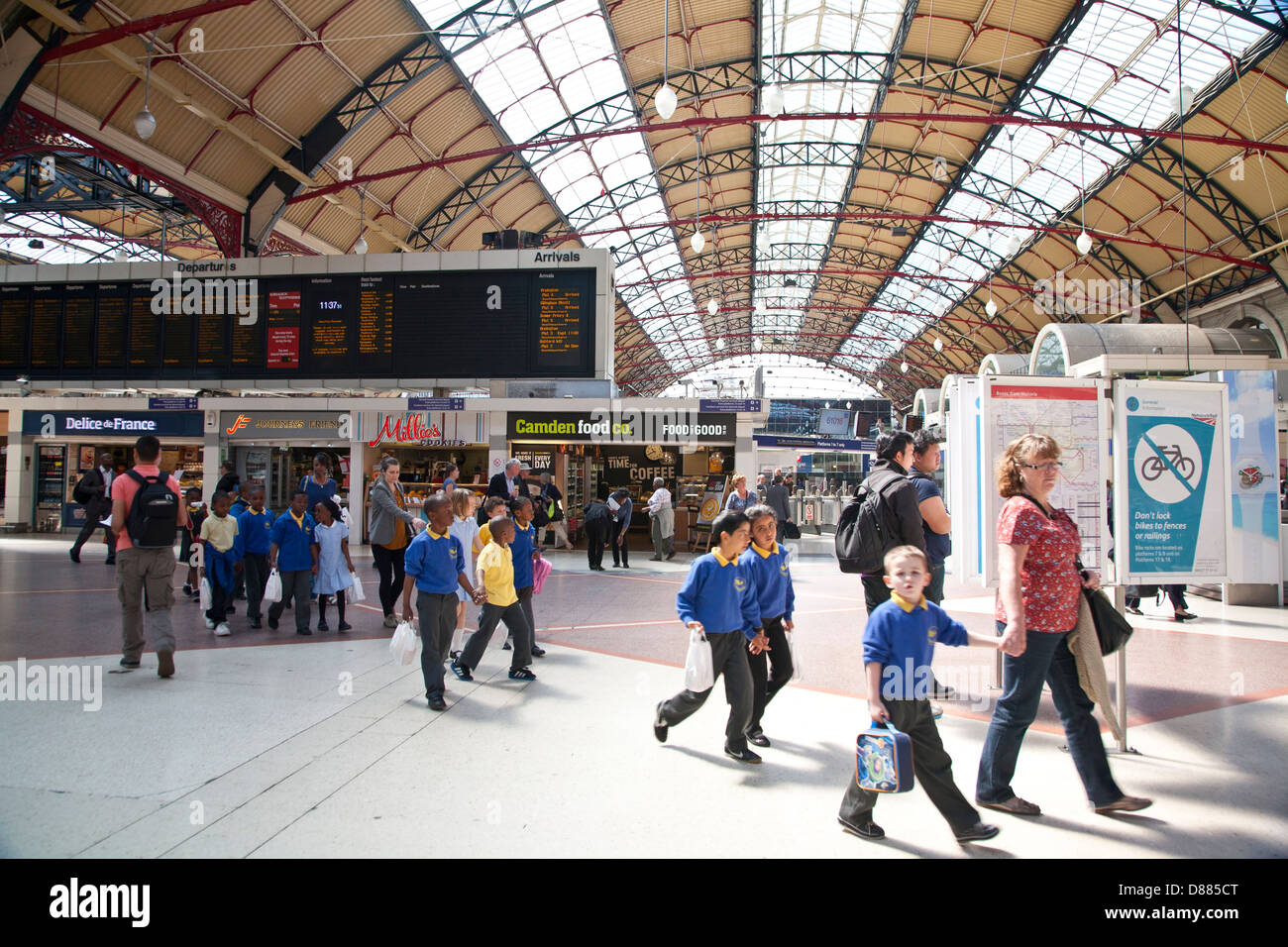Interior of Victoria Station, London, England, United Kingdom, Great ...