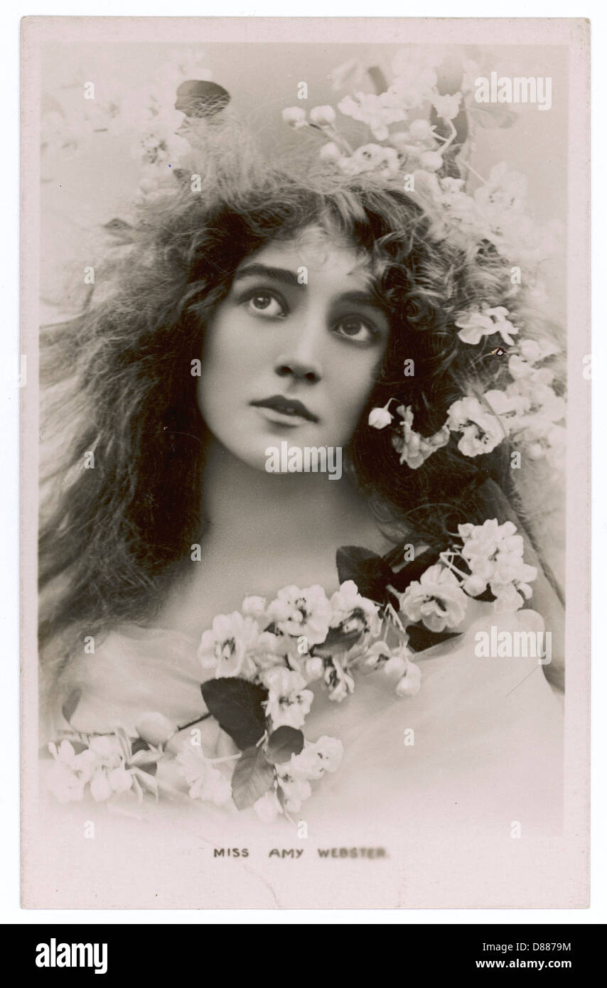 Pre Raphaelite Photography