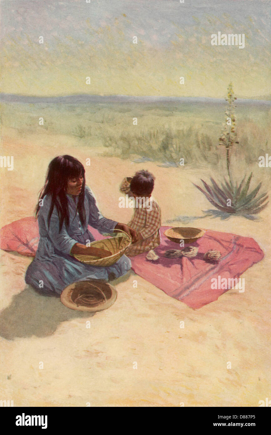 Pima baskets hi-res stock photography and images - Alamy