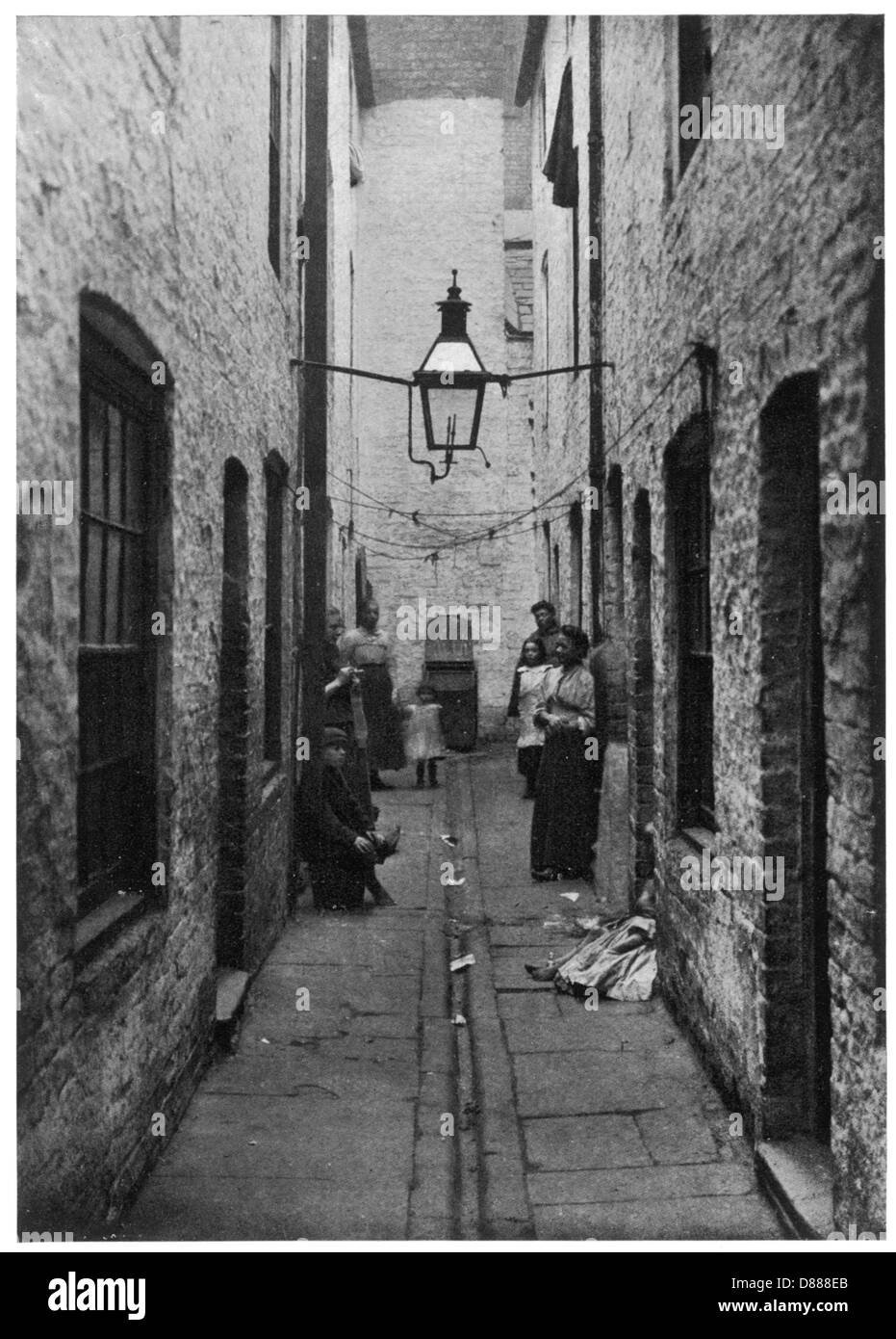 Liverpool Slum 1912 Stock Photo - Alamy