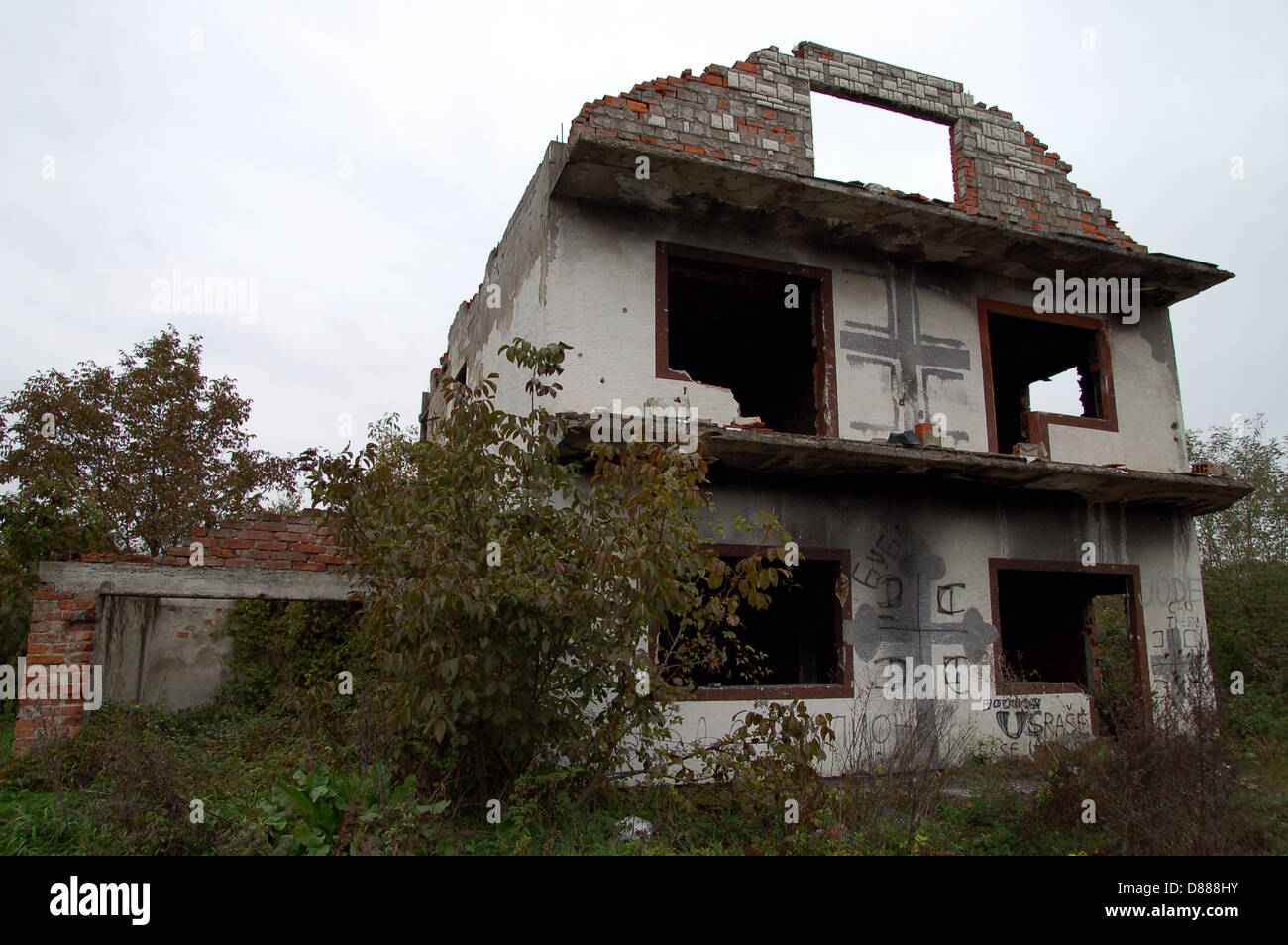 bosnian abandoned house near the street after the war Stock Photo - Alamy