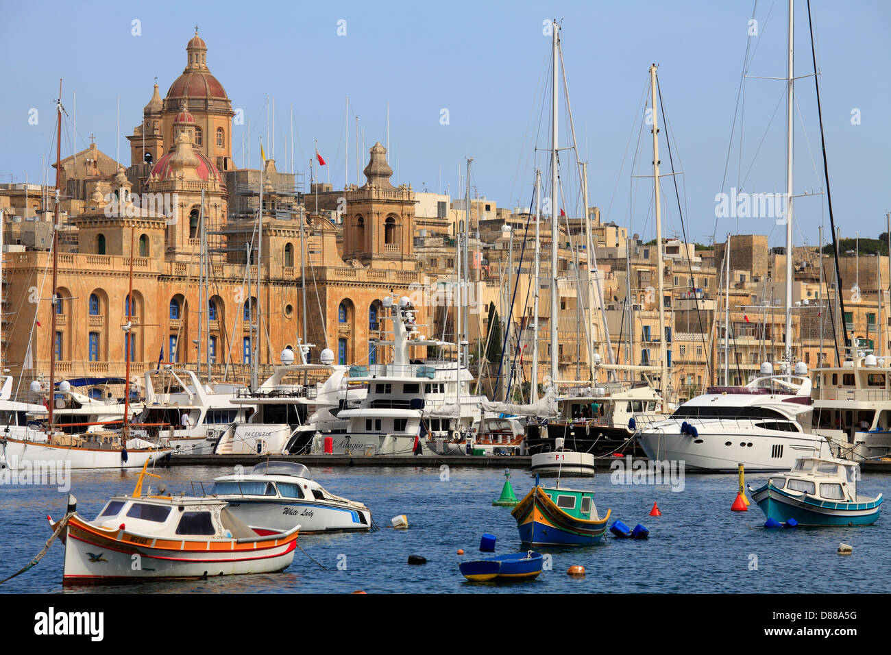 Malta, Vittoriosa, Birgu, Dockyard Creek, Marina Stock Photo - Alamy