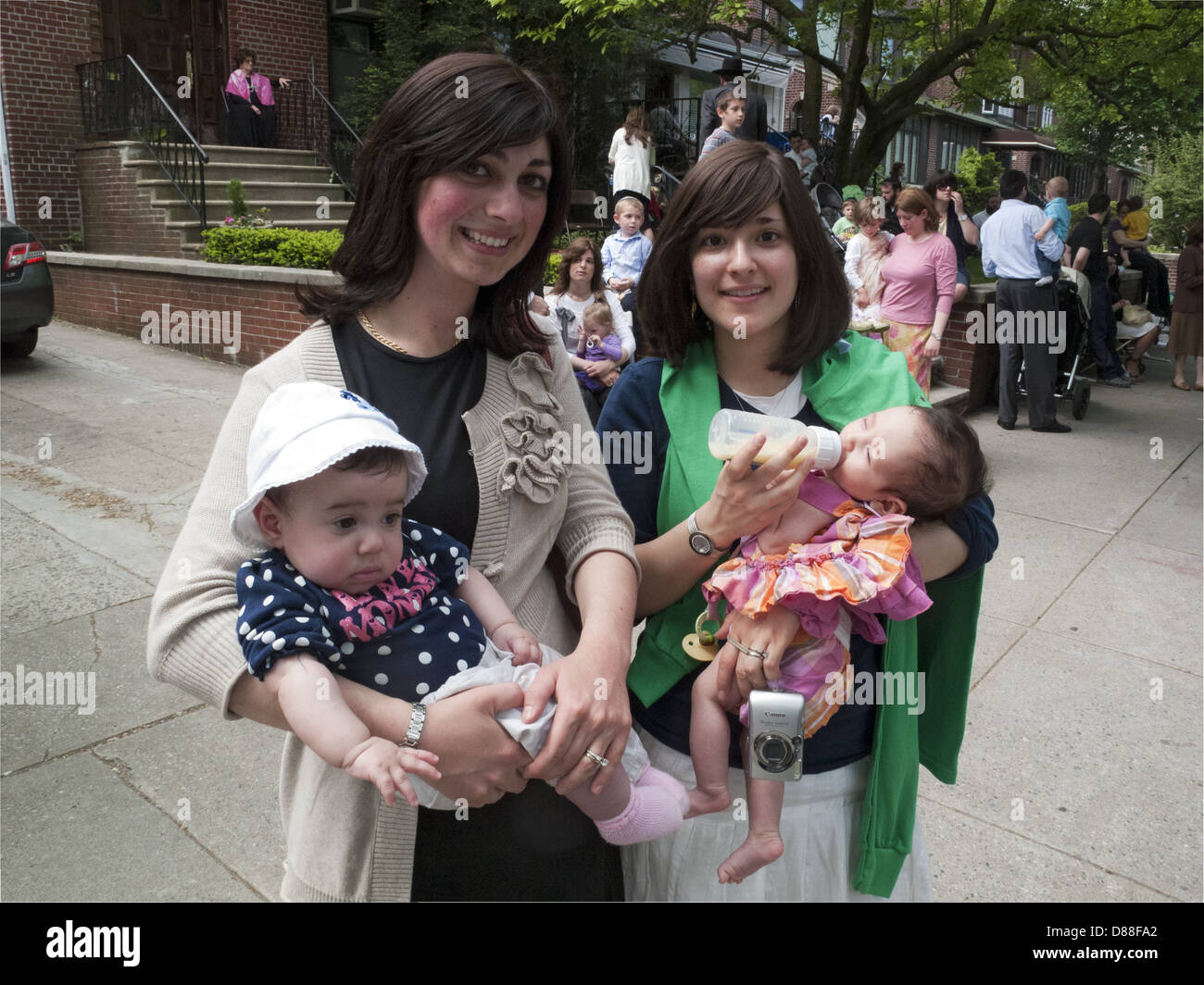 Jewish mother babies hi-res stock photography and images - Alamy